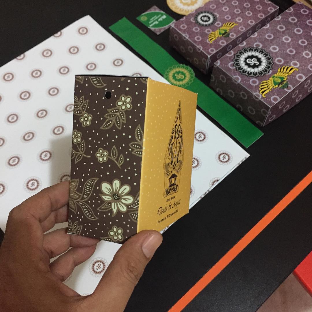 Dus Roti Widya Dus Roti Tutup dan Bawah Terpisah